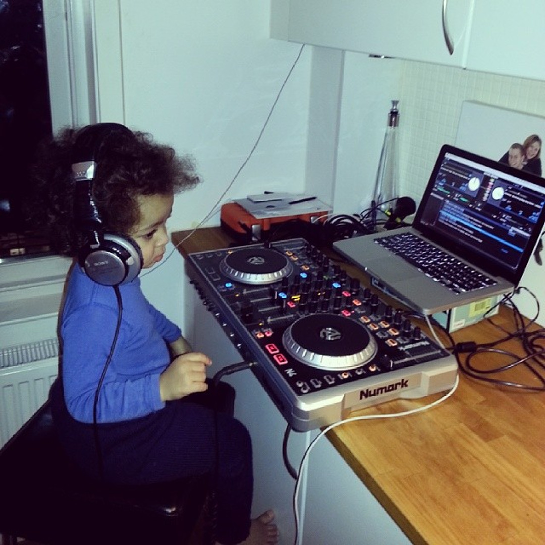 Stream (Dj,Natty P) Reggae Mix by dj natty p | Listen online for free ...