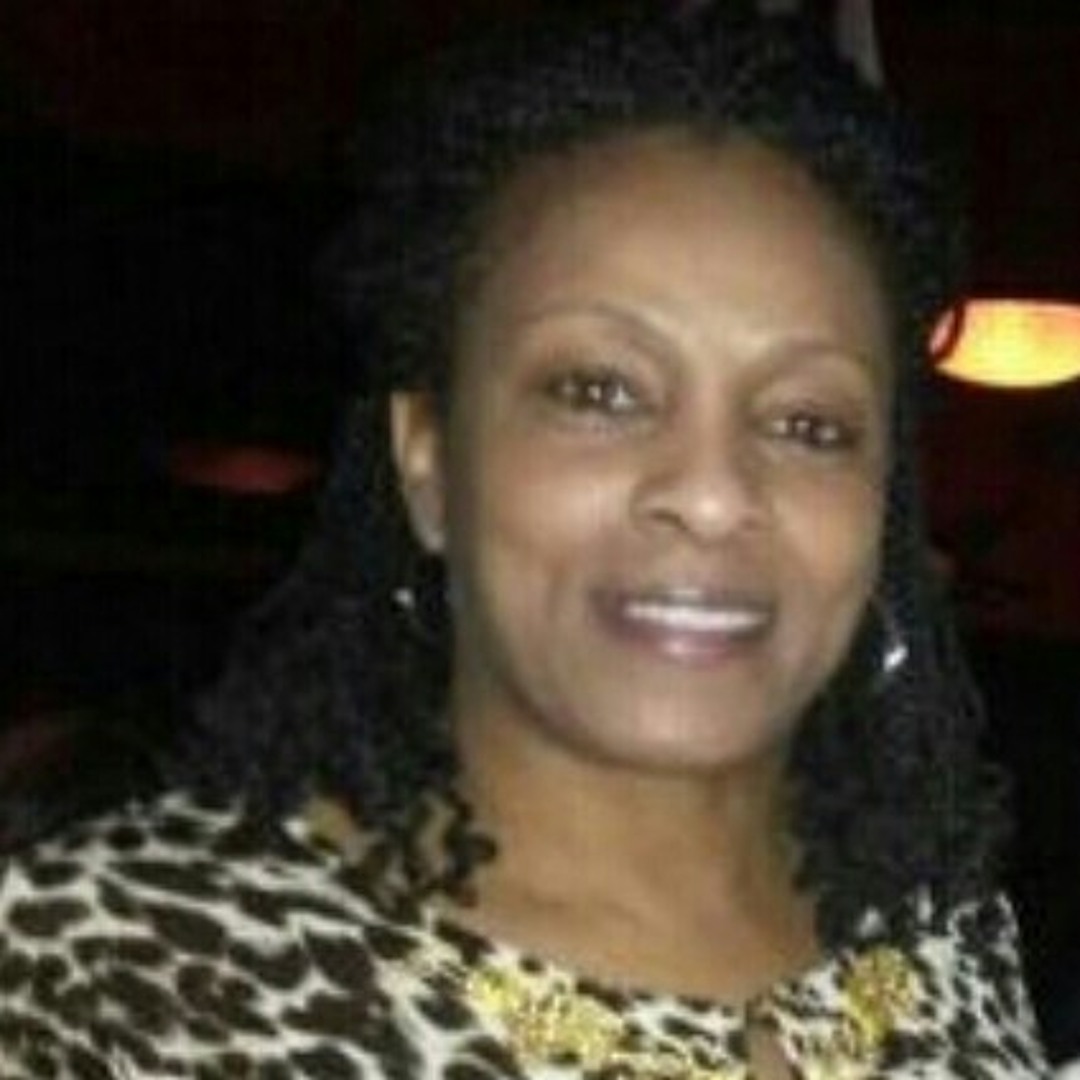 Stream Comedienne Aaliyah Ford at Chicago Tassels Free Comedy Show Sept ...