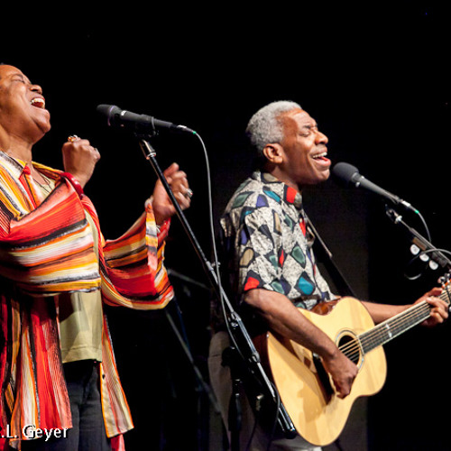 Stream High Over The Hudson by Kim and Reggie Harris | Listen online ...