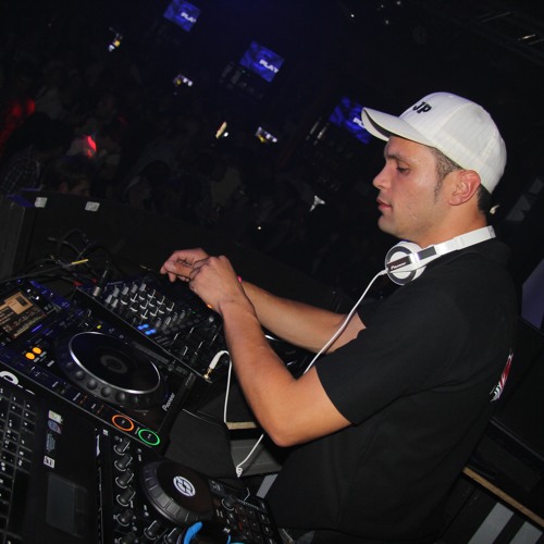 Stream DdoubleJP on GHFM - First ever HipHop/Moombahton mixup set by ...