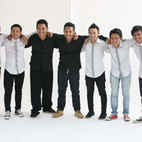 Stream Sekawan And Friends Berlarilah by sekawan & friends | Listen ...