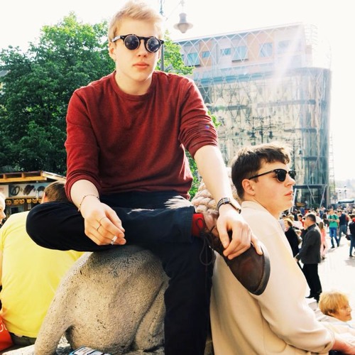 Stream Avsnitt 8: Främmande Länder Och Pål Plutt by Ruggedozone ...