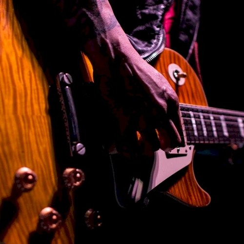 Vic DaPra's Rock And Roll Journey - Listen to music