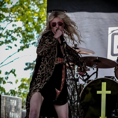 Stream Taylor Momsen of The Pretty Reckless Joins Quinn by Shawn Quinn ...