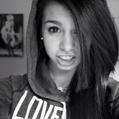 Stacy Fox's Instagram, Twitter & Facebook on IDCrawl