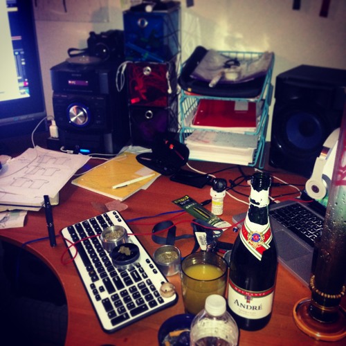 Stream PFG ft. Jackie Meisner - "Vibe" by Requiem Sound | Listen online ...