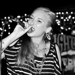 Leah Bee's Instagram, Twitter & Facebook on IDCrawl