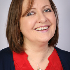 Julia Jenkins's Instagram, Twitter & Facebook on IDCrawl