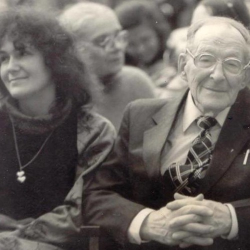 Stream Leon and Natasha Theremin. "Swan" - Charles-Camille Saint-Saëns ...