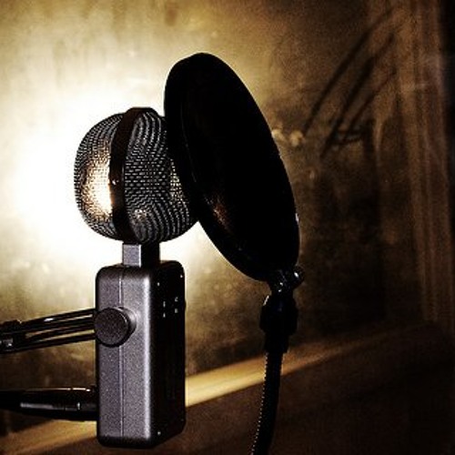 Stream Mic & A Spit Guard Ft. DRAW by MX-12 | Listen online for free on ...