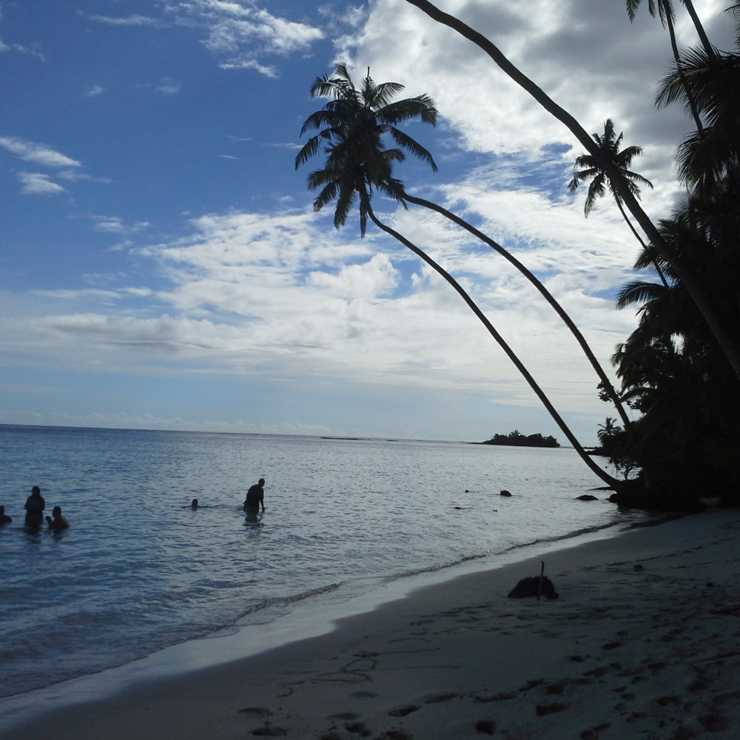 Listen to Lau Samoa Matalasi by One Samoana in Classic Samoa playlist ...