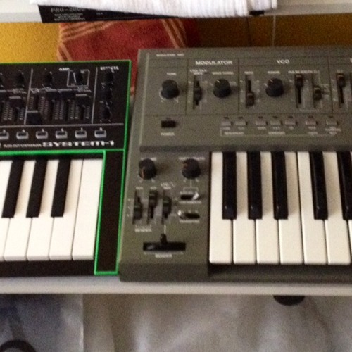 Stream Roland SH - 101 - Original Or Plug - In - Filtersweep by ...