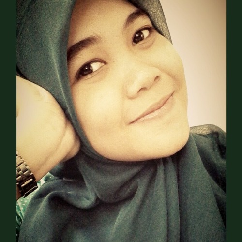 Stream Perahu kertas (maudy ayunda) - Dea by anggraeni.dea95 | Listen ...