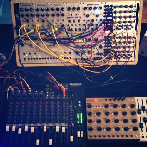 Stream Low - Gain Live - ANTI I - MPLS - 081414 Set 1 (Master) by Low ...