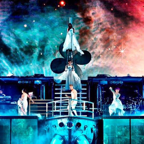 Stream Justin Bieber - Catching Feelings (Live Believe Tour) by ...