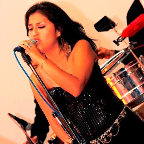 Stream JANETH CARRANZA INTERPRETA GRACIAS POR HACERME TAN FELIZ by ...