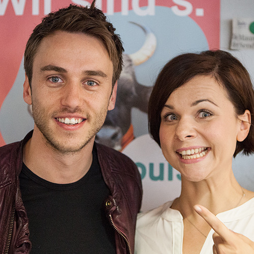 Stream Interview mit Clueso bei PULS by Julia Menger / Julie Fahrenheit ...