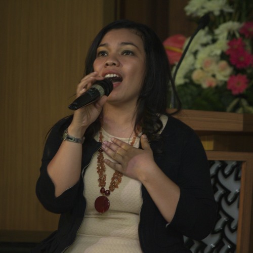 Stream Harmless Heart - Trisha Yearwood (cover by estrvgnz) by AbbaLove ...