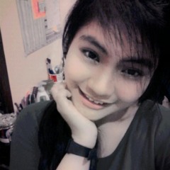 Phoebe Grace's Instagram, Twitter & Facebook on IDCrawl