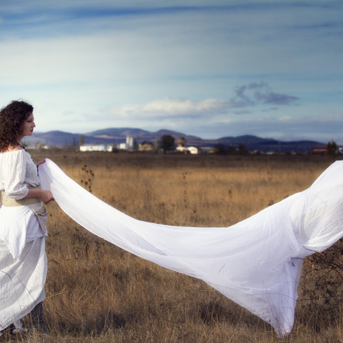 Stream "Слънце грее на небо"(Полет) by Gergana Dimitrova 7 | Listen ...