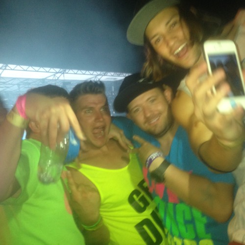 Listen to playlists featuring U92'S THE B SIDE DJ DIZZ WEEK 29 - 1 by D ...