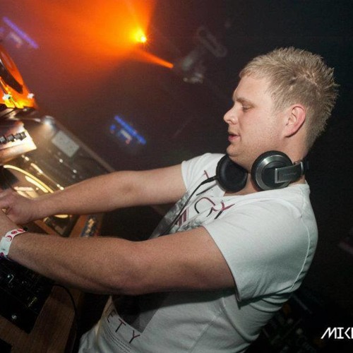 Stream Dan Thompson Soundwave Guest Mix by Soundwave Bournemouth ...