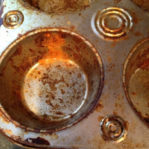 Stream Scrubbing A Muffin Pan by mikeorthej | Listen online for free on ... Stream Scrubbing A Muffin Pan by mikeorthej | Listen online for free on ...