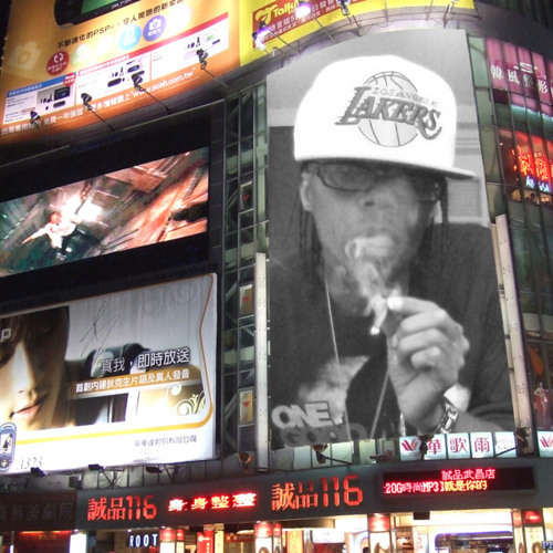 Stream OUT MY FACE by Everybody Loves Paybacc | Listen online for free ...