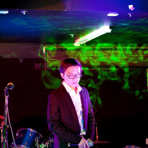 Stream Liên Khúc Ngậm Ngùi & Ngày Xưa Hoàng Thị - Xuân Chung - Show ...