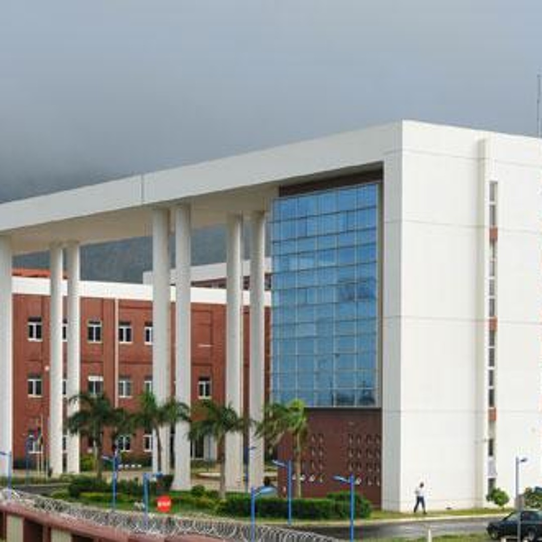 Stream Détails Sur L’enquête Du Ministère Des Finances Sur La MBC by ...