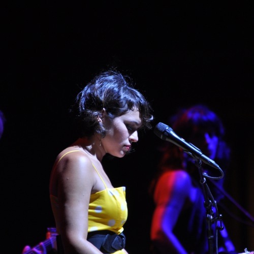Stream Norah Jones - December by Safaa Ibrahim | Listen online for free ...