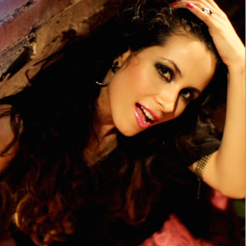 Stream Smiling - Mara Prada By DJ Andrés Maciá & Robert Taylor by Mara ...