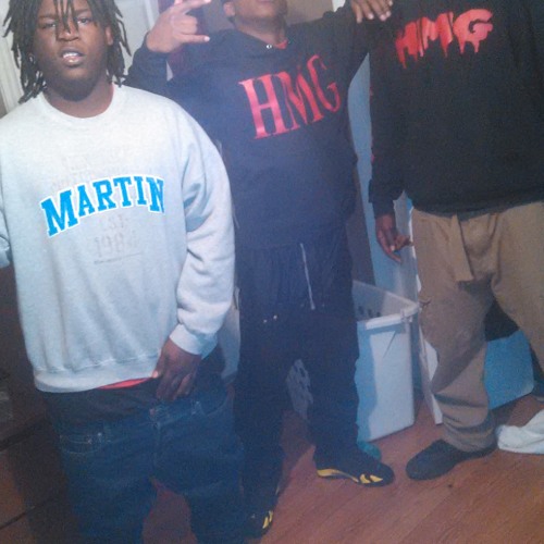 Stream "THUGGIN OUT IN PUBLIC" by dellstayfresh21 | Listen online for ...