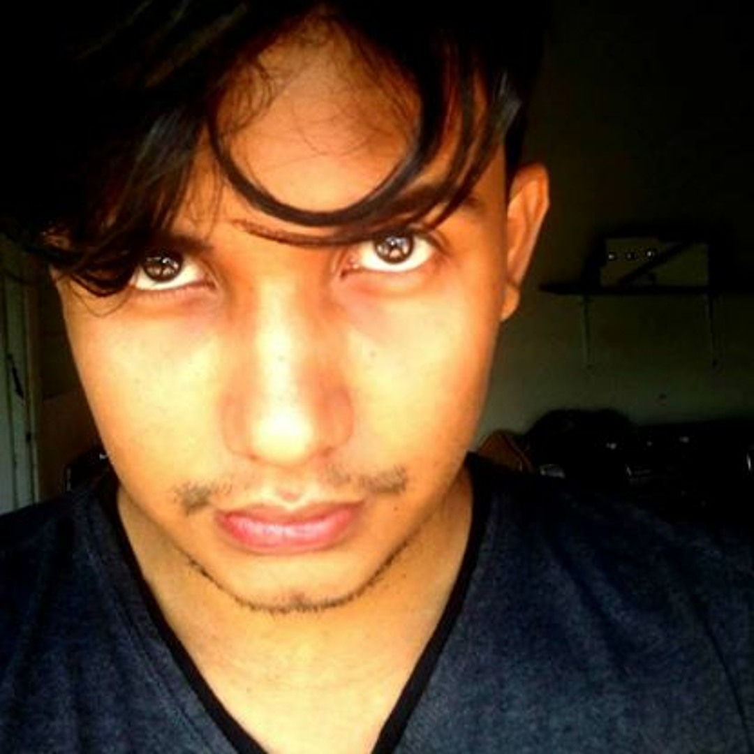 Stream Laura No Esta (Luis Fer) by Luis Fernando Rivera 5 | Listen ...