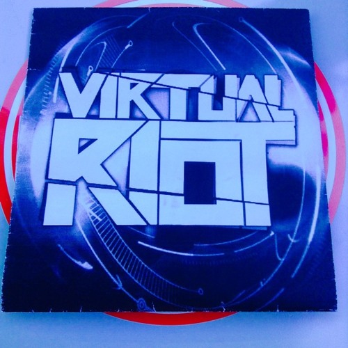 Stream Grindex | Listen to Virtual riot - Lunar Grindex remix - FREE ...