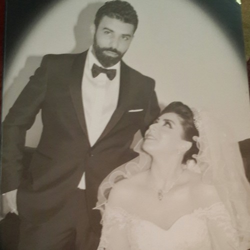 Stream انا بعشقو by Hadeel Hani Gubbour | Listen online for free on ...