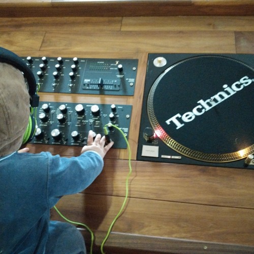 Stream DJ MAT Funk Disco And Baby Grow by mathieu le moal | Listen ...