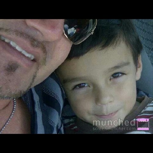 Stream UN CANTO NA MI PAIS. Cesar Olarte 8 anja di edad cantando ...