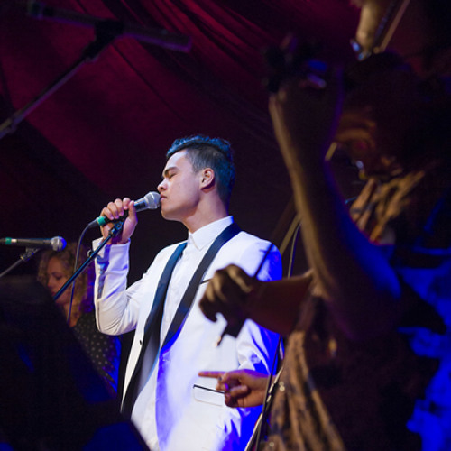 Stream Ellaphon Tauariki “RED LIGHT” feat. Lavina Williams [Live ...