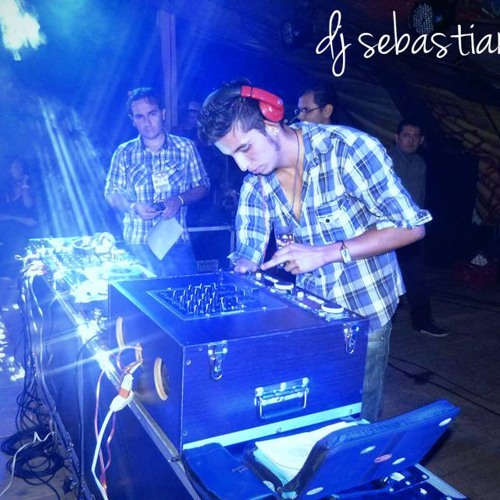 Stream Mix Regueton clasico vs nuevo Dj Sebastian Flores by dj ...