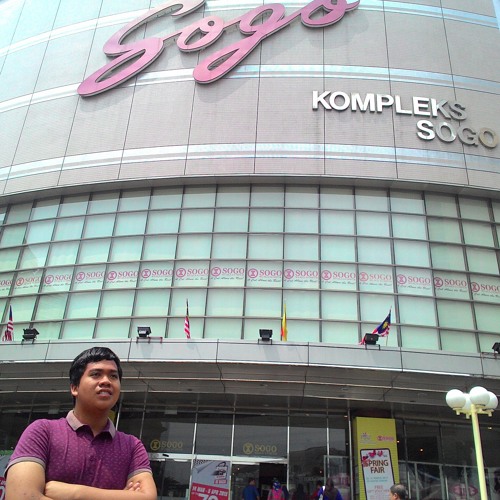 Stream Potret - Akim cover by ajam-yashica | Listen online for free on ...