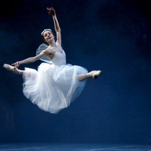 Stream Carla Signorile intervista Nicoletta Manni (Balletto Scala) by ...