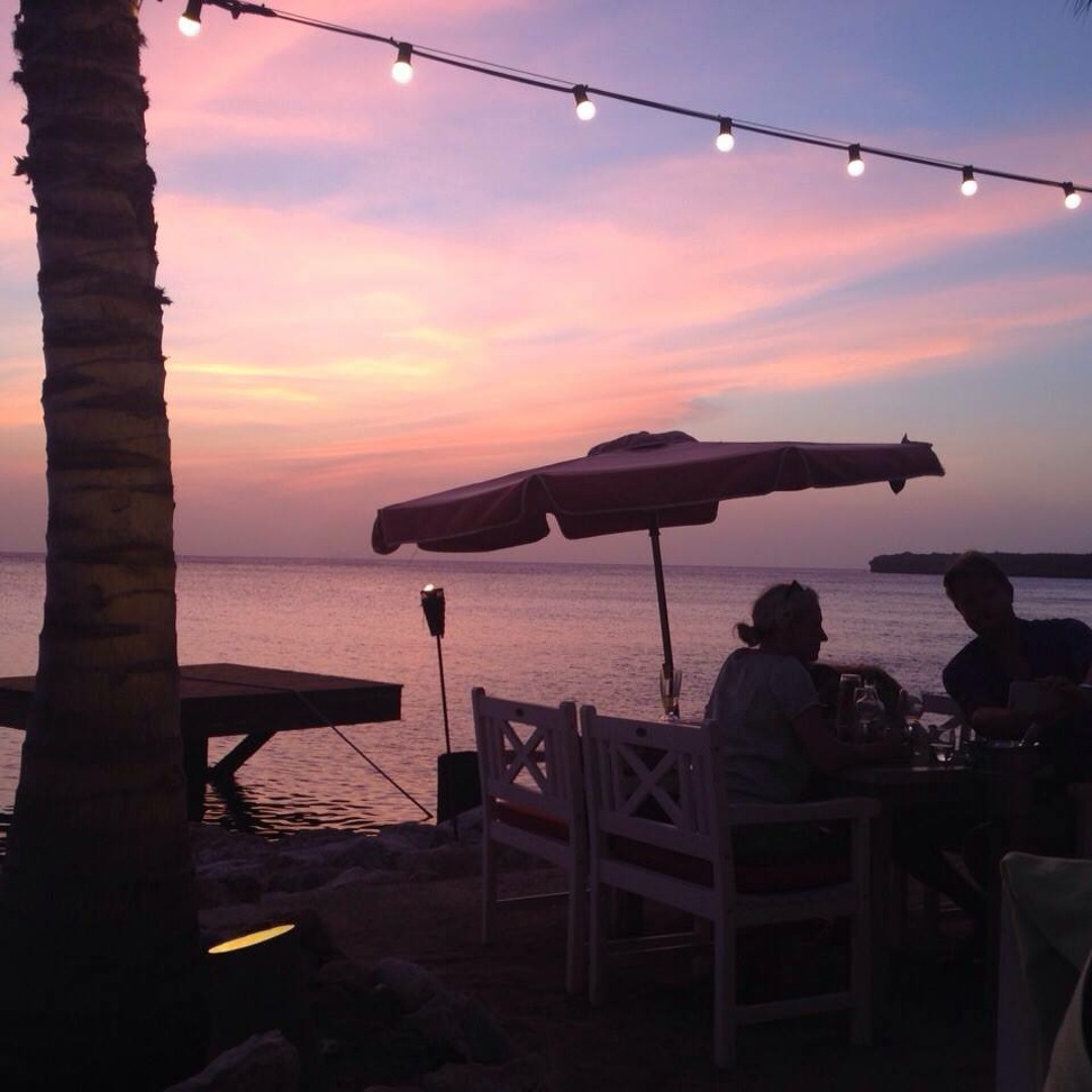 Stream By The Hand - Lolo Hefting by Lolo Hefting | Listen online for ...