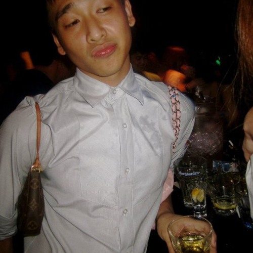 Stream J Darren - That awkward sound by jdarren_ | Listen online for ...