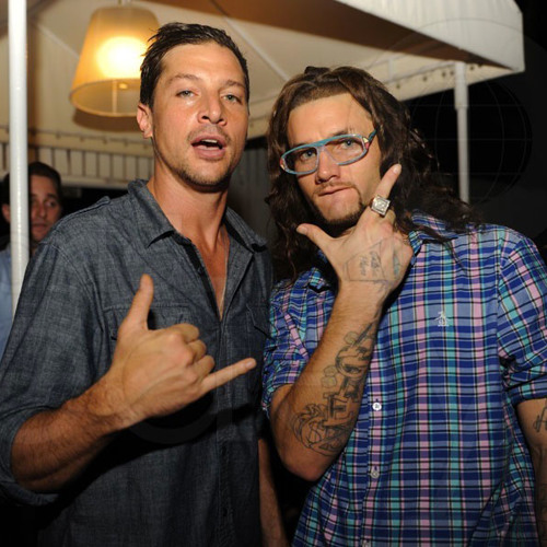 Stream BONG HITS - Dirt Nasty feat Riff Raff part (three loco) by ...