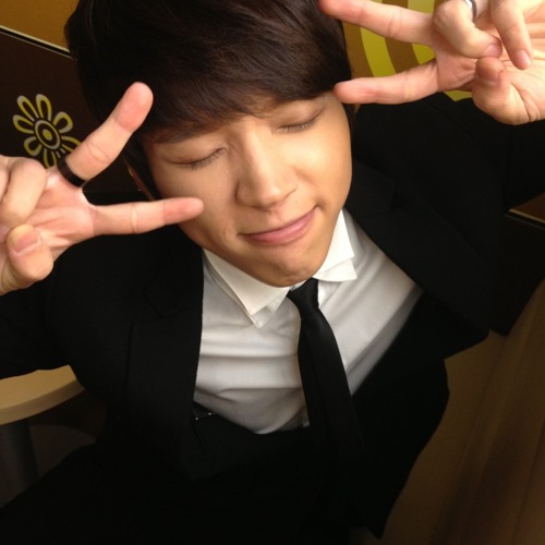 Stream Kpop voice meme infinite by meimei unnie | Listen online for ...