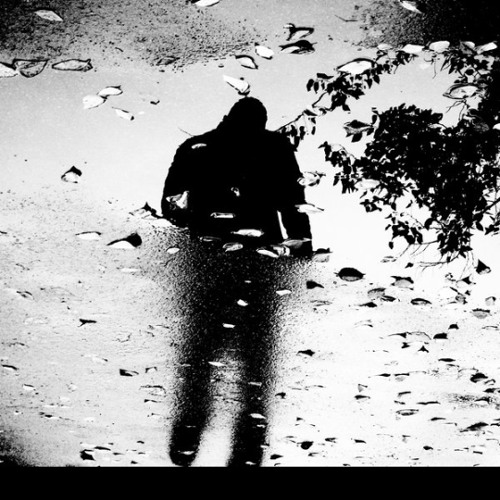 Stream Idiots(Raymond).အိမ္ မက္ လွလွ ေလး by Myanmar Music | Listen ...