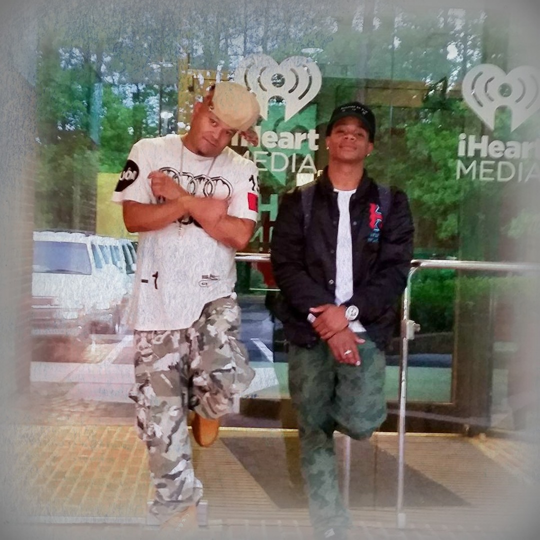 Stream DJ SIR RJ FEAT CHRIS SCHOLAR -AROUND MY WAY by DJSirRJ | Listen ...