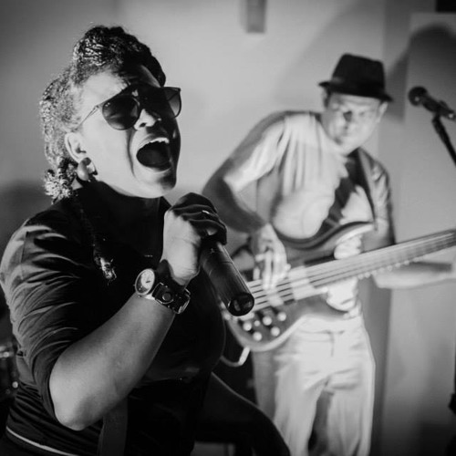 Stream Manu Lima & Sensualidade Nagô - Cara Cardíaca (2015) by ...