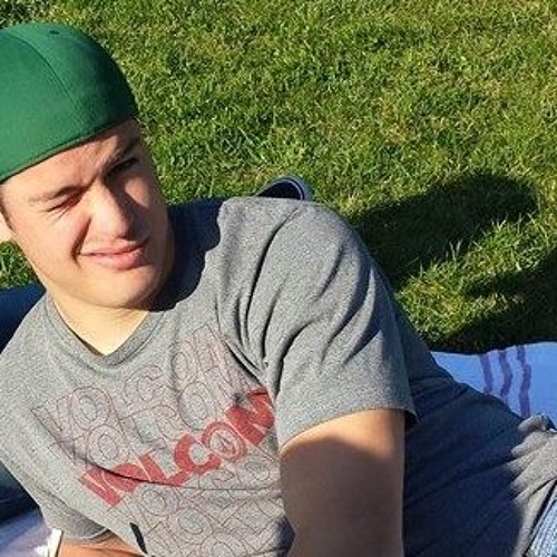 Stream Entrevista a Joaquín Riera by Guadalupe Paz | Listen online for ...